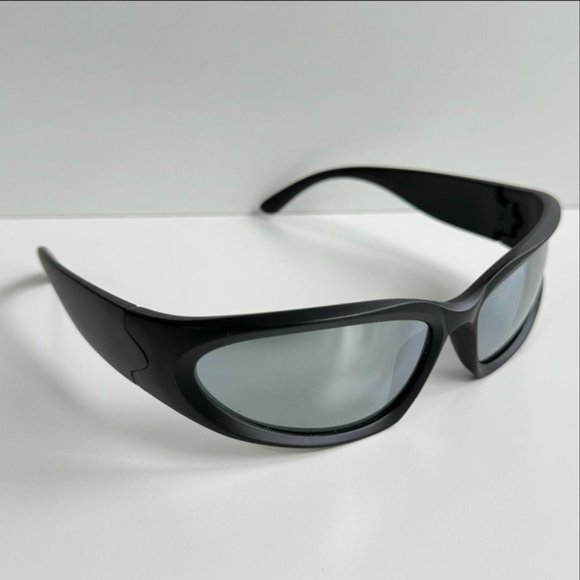 Accessories | Y2k 200s Vintage Style Black Surfer Sunglasses | Poshmark